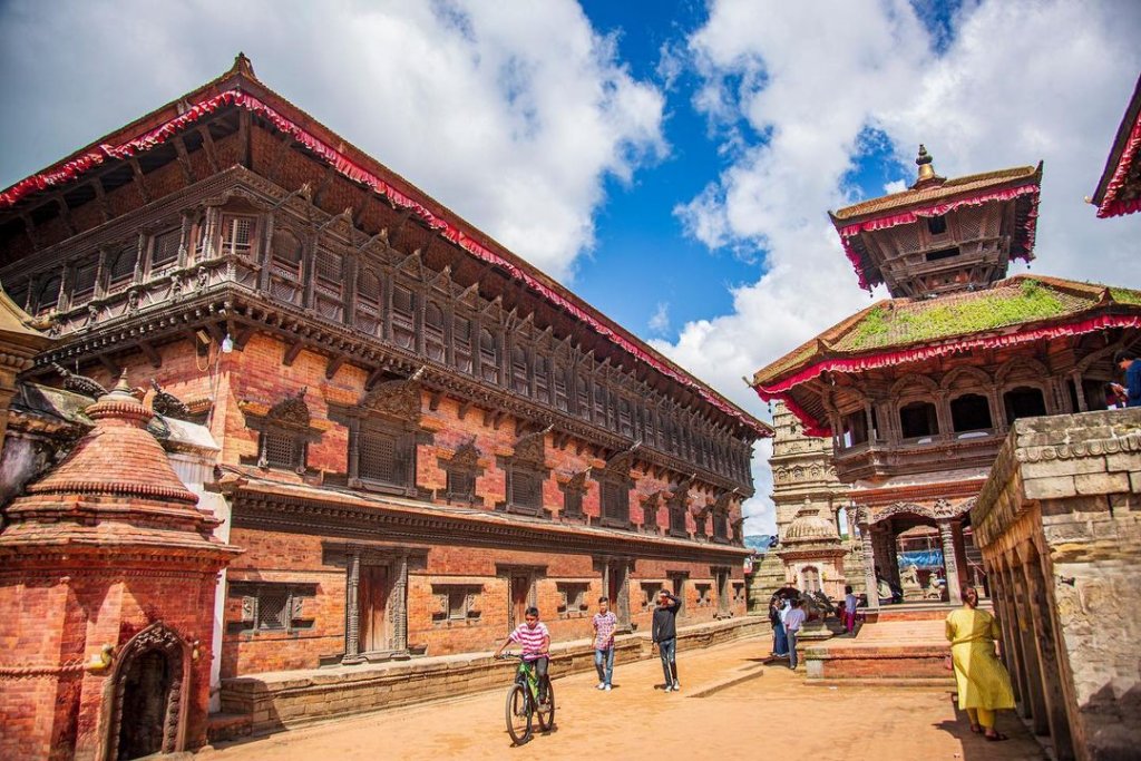 Bhaktapur Durbar Square: UNESCO Heritage Site of Nepal 2025